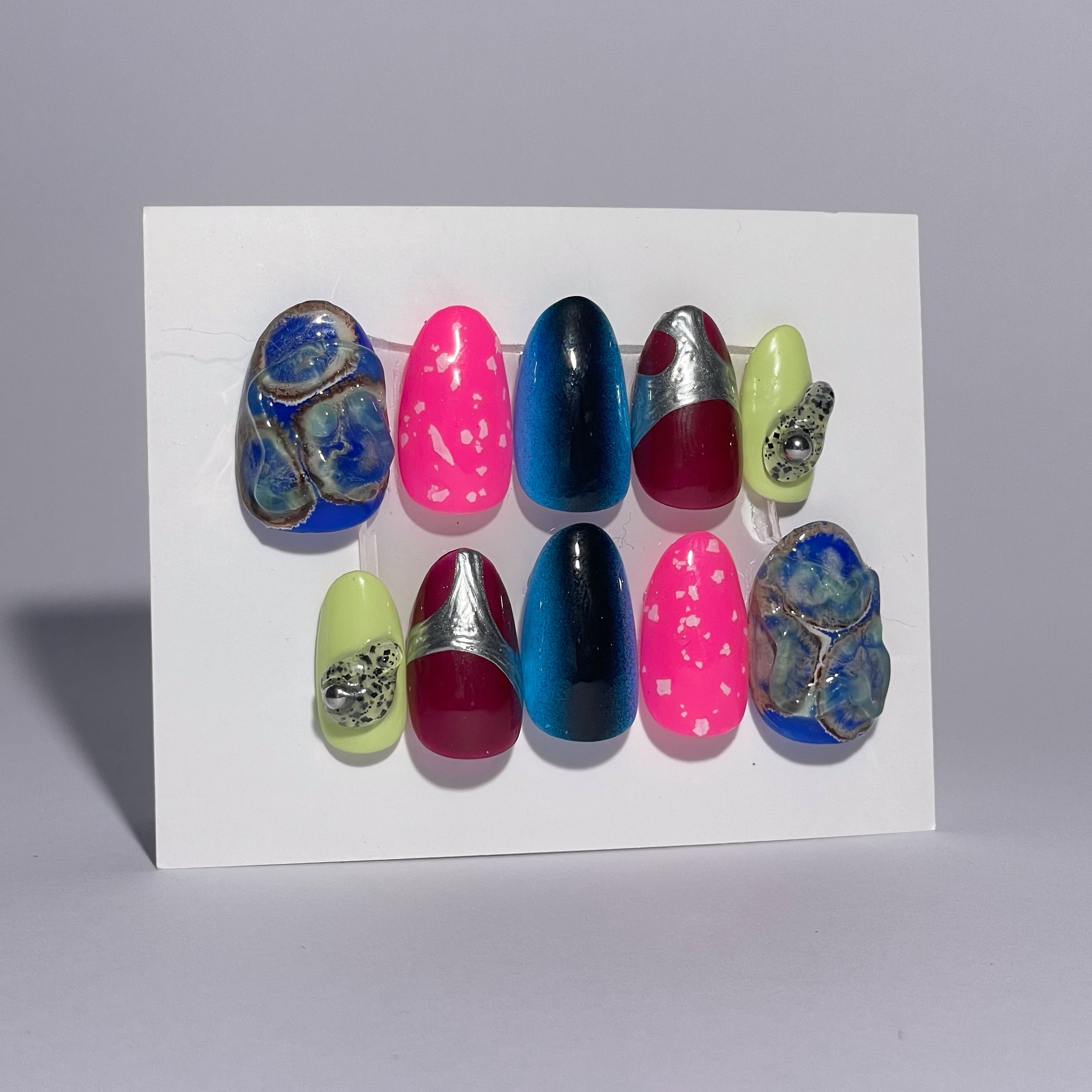 047 – Mannequin Hands